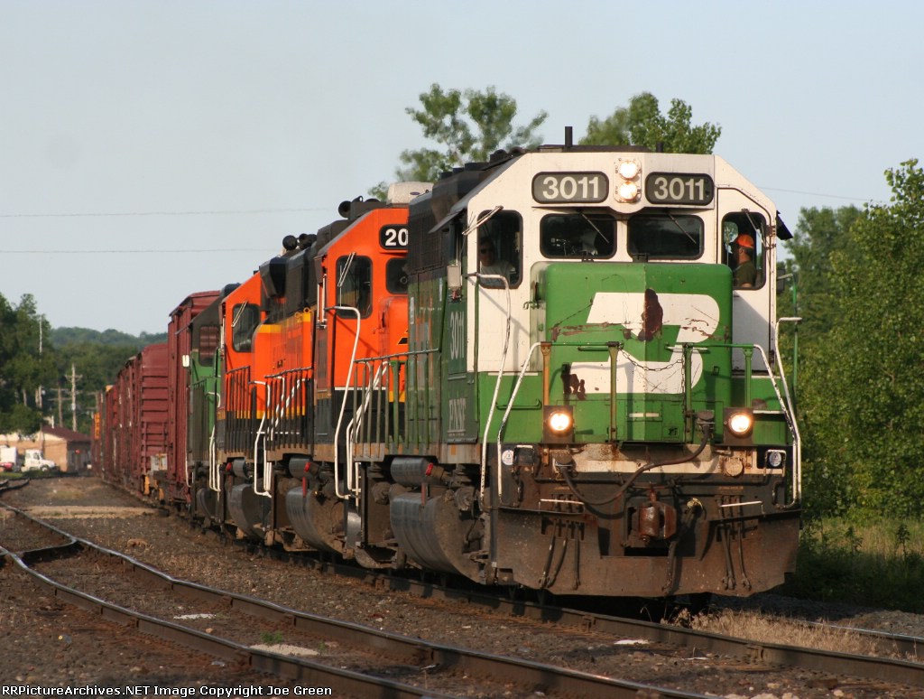 BNSF 3011